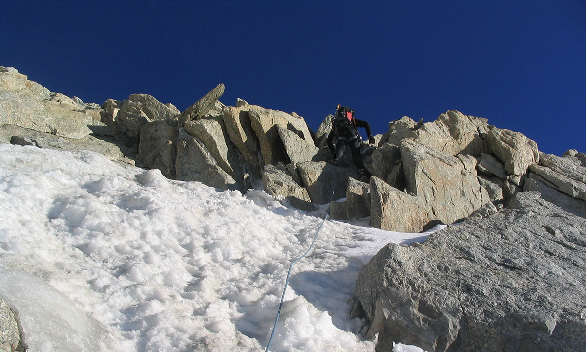 Mont Maudit - Arête Kuffner ridge with Cyril Labbe | Nunocaetano.com